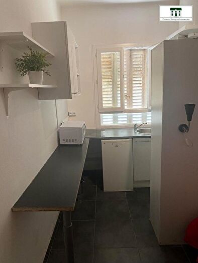 Appartement à louer - Marseille e  - 1 pièce - 1 chambre