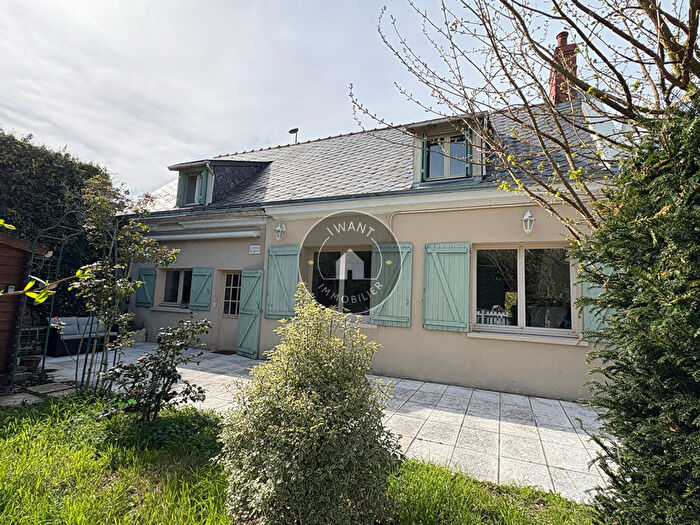 Maison à vendre - Saint-Clément-des-Levées - 5 pièces - 2 chambres