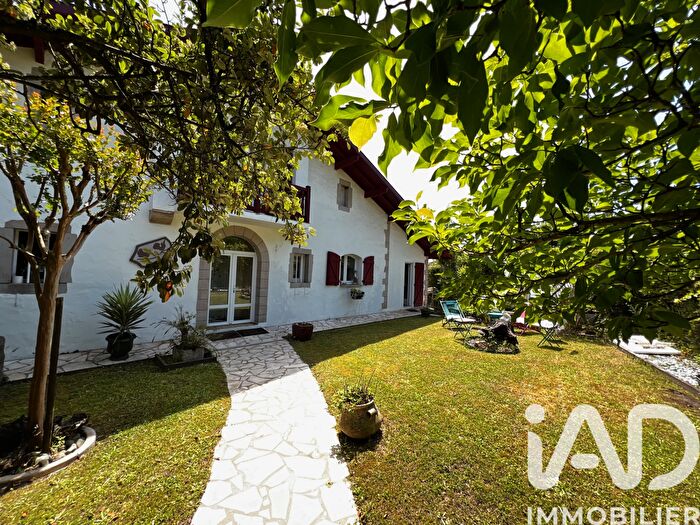 Ustaritz : Maison 7 pièces à vendre