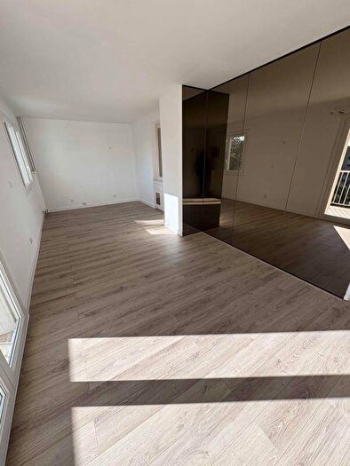 Appartement à louer - Le Faron-Fort-Rouge, Toulon - 4 pièces - 2 chambres
