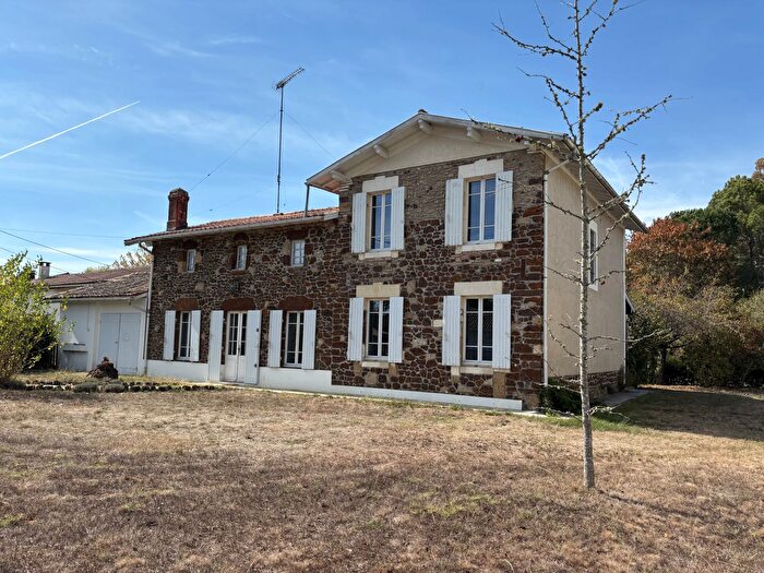 Maison à vendre à Salles
