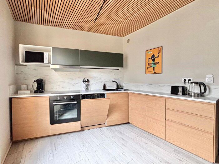 Appartement à louer - Nouvelle Ville, Metz - 2 pièces - 1 chambre