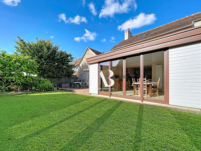 Maison 7 pièces à Échouboulains, à vendre
