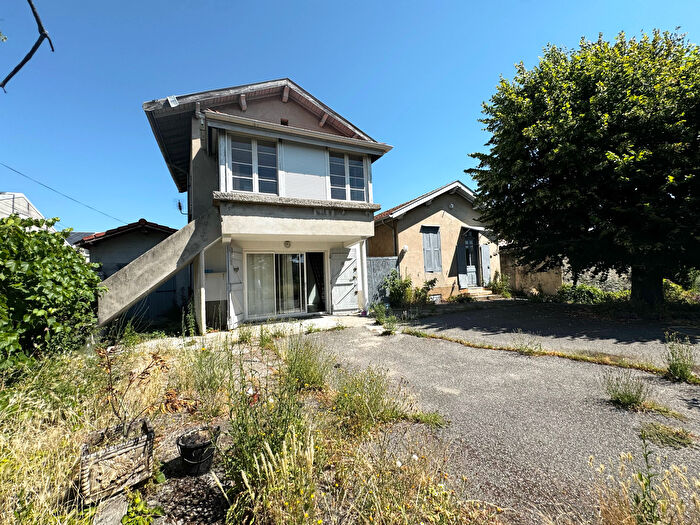 Annonay, Centre-ville : Maison 3 pièces à vendre