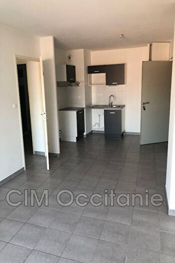 Nîmes, Route dArles - Appartement 2 pièces à louer