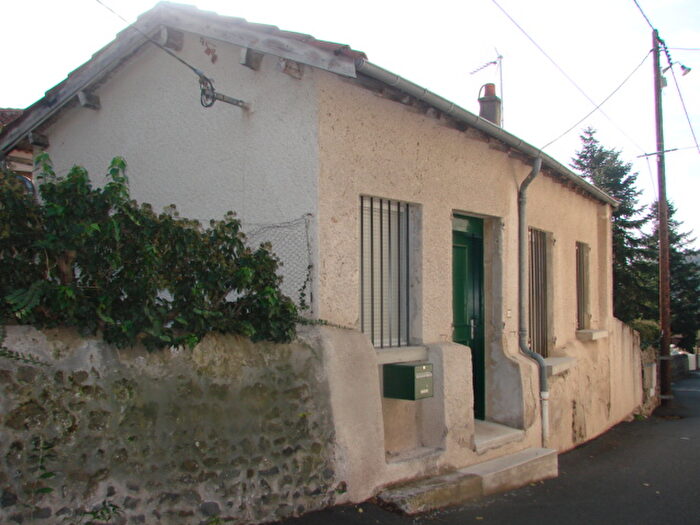 Appartement à louer - Polignac - 1 pièce