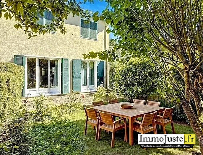 Maison à vendre - Élancourt - 5 pièces - 3 chambres