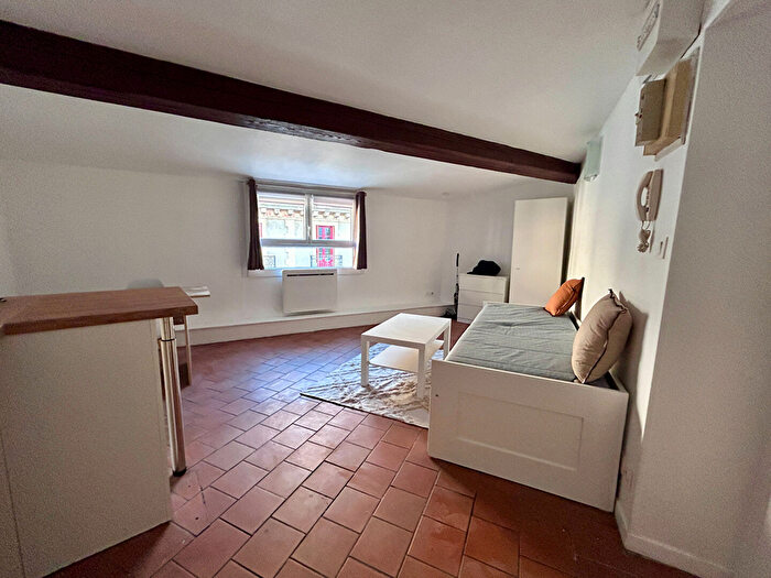 Appartement à louer - Dijon, Centre-ville - 1 pièce