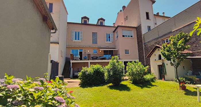 Maison à vendre - Decazeville - 6 pièces - 4 chambres