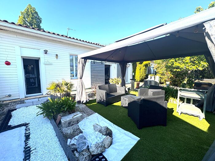 Maison à vendre - Saint-Médard-en-Jalles, Corbiac, Gajac, Magudas - 5 pièces - 2 chambres