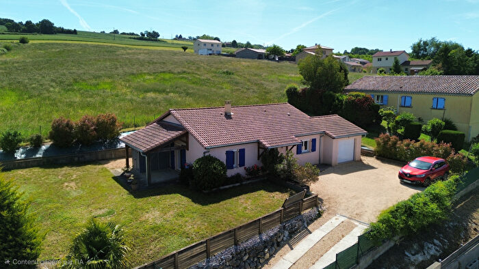 Maison 4 pièces à louer à Tersanne