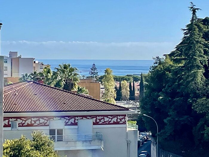 Appartement à vendre - Nice, Caucade - 3 pièces - 2 chambres