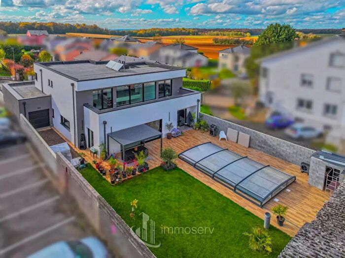 Maison à vendre - Hussigny-Godbrange - 7 pièces - 5 chambres