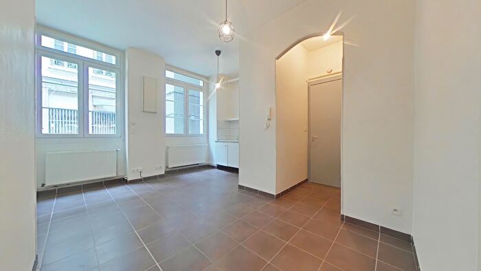 Appartement à louer - Saint-Étienne, Tardy, Colline des Pères, Bizillon - 2 pièces - 1 chambre