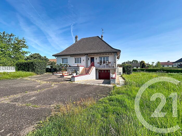 Varennes-sur-Allier : Maison 5 pièces à vendre