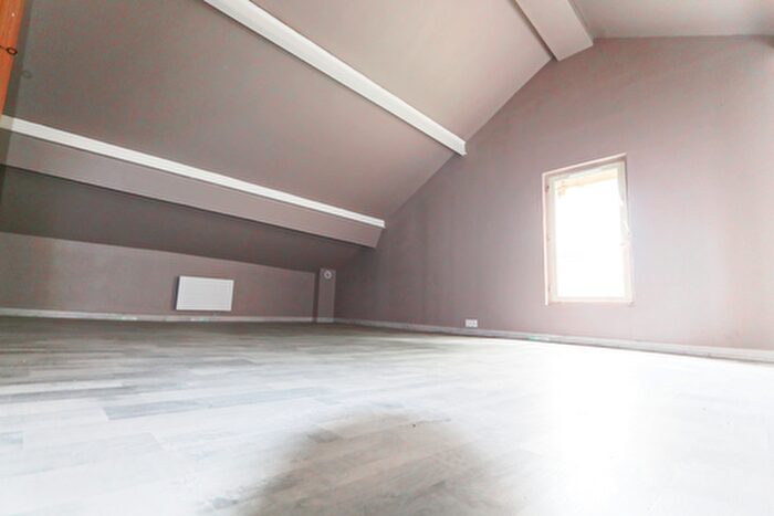 Maison à louer - Arnouville, Centre-ville - 8 pièces - 5 chambres