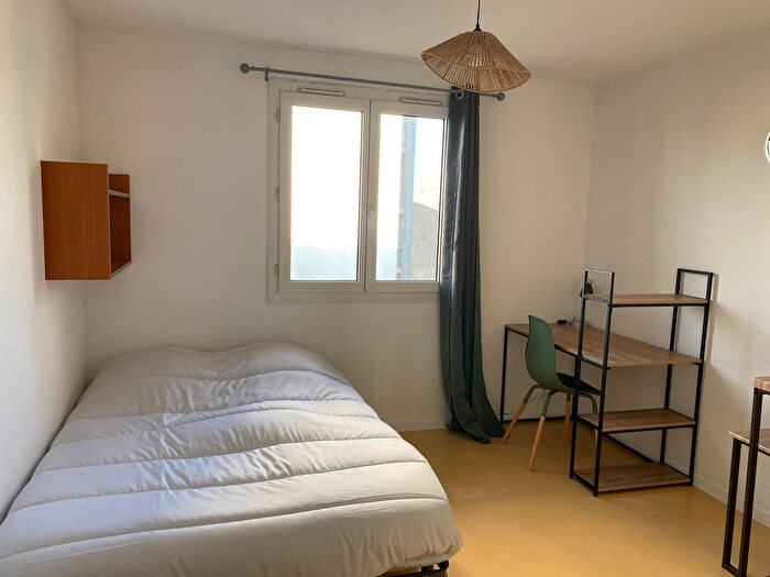 Appartement à louer - Valence, Faventines - 1 pièce