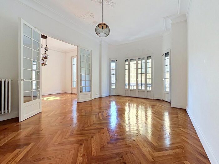 Appartement 4 pièces à vendre - Nice, Centre-ville