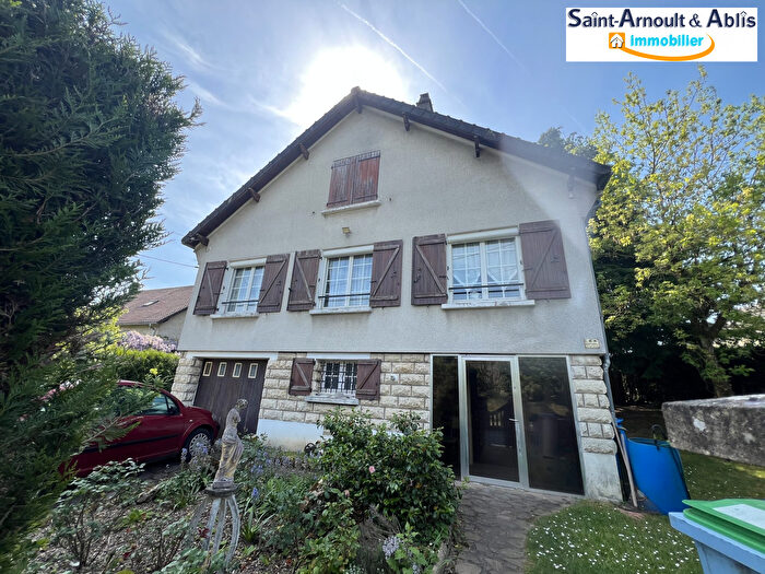 Maison 7 pièces à vendre à Saint-Arnoult-en-Yvelines