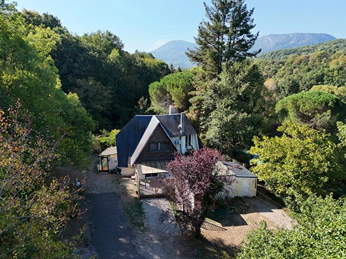 Maison 10 pièces à vendre à Chalabre