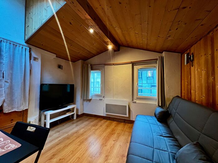 Appartement à louer - Grenoble, Centre-ville - 1 pièce