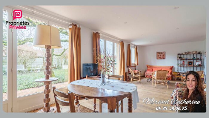 Maison à vendre - Sainte-Savine - 5 pièces - 4 chambres