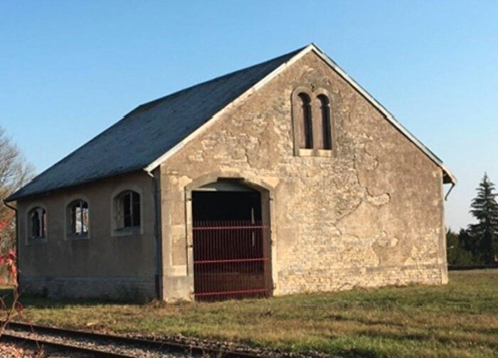 Maison à vendre - Lamarche-sur-Saône - 2 pièces - 1 chambre