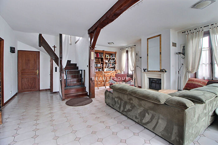 Maison à vendre - Échouboulains - 5 pièces - 3 chambres