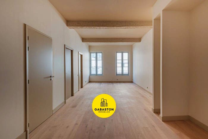 Appartement 4 pièces à Centre Ville, Aix-en-Provence, à louer