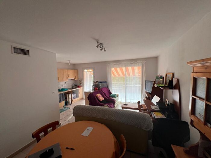 Appartement à vendre - Châteaurenard, Barret, Lonnes, La Crau - 3 pièces - 2 chambres