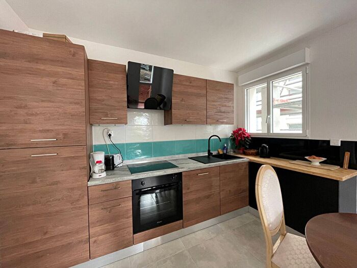 Appartement à louer - Royan - 2 pièces - 1 chambre