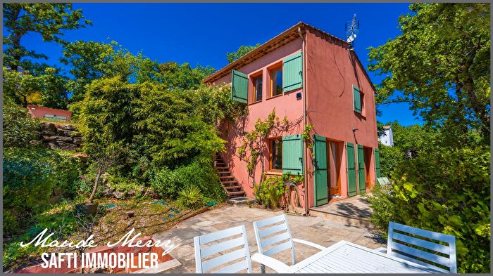Maison 4 pièces à Besse-sur-Issole, à vendre