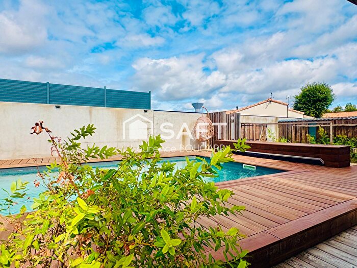 Maison 5 pièces à Landevieille, à vendre