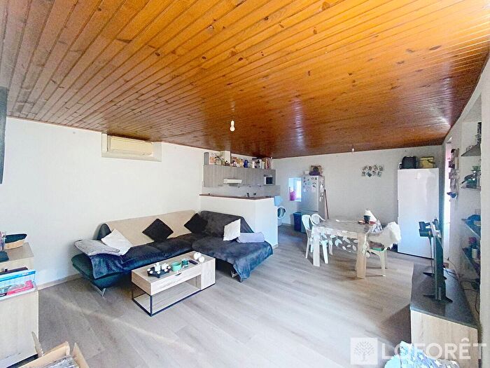 Appartement à louer - Rochegude - 3 pièces - 2 chambres