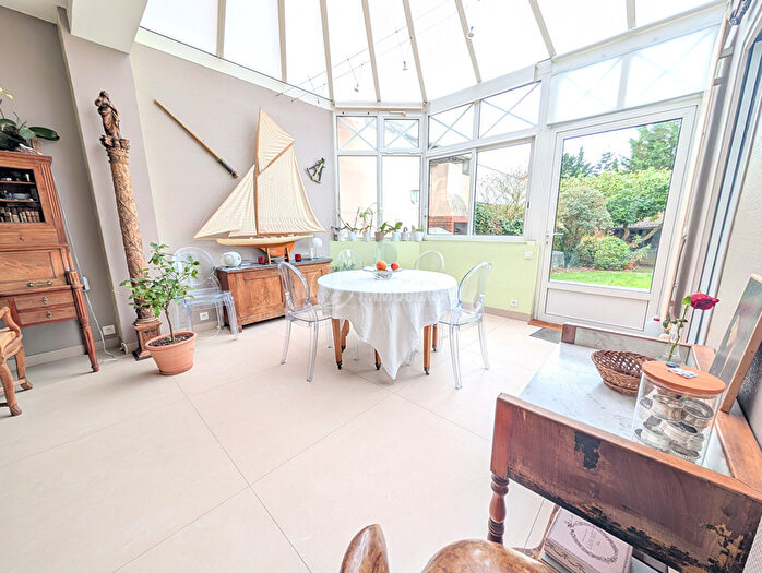 Maison à vendre - Le Chesnay, Saint-Germain, Nouvelle France - 5 pièces - 4 chambres