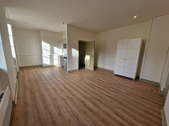 Appartement à louer - Auxerre, Centre-ville - 1 pièce