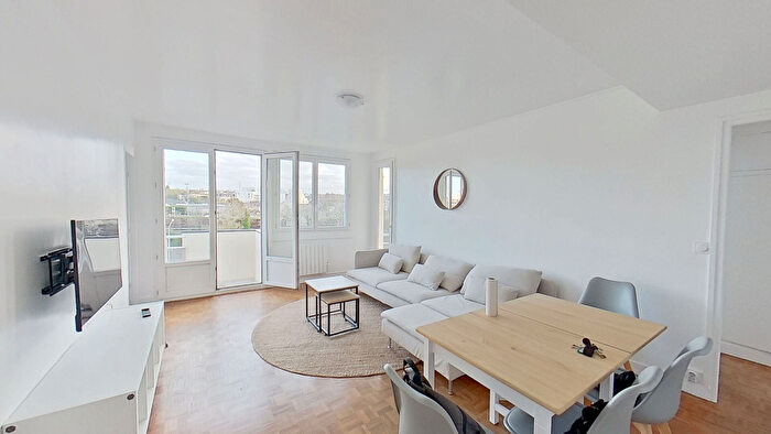 Appartement à louer - Mantes-la-Ville, Les Brouets - 4 pièces - 3 chambres