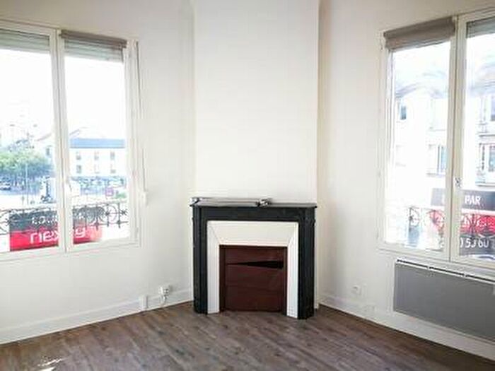 Appartement à louer - Cernay Jamin-Jean Jaurès-Epinettes, Reims - 1 pièce