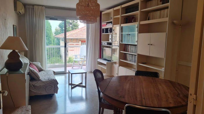 Appartement 1 pièce à Poètes, Nice, à louer