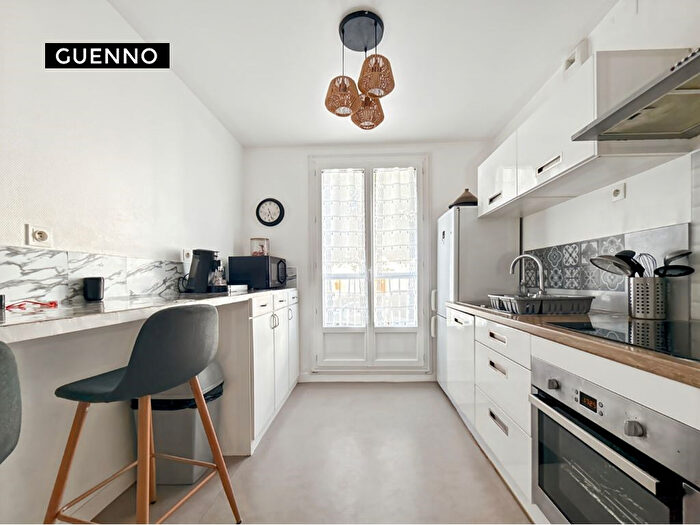 Appartement à vendre - Quartiers Nord-Ouest, Villejean - 4 pièces - 3 chambres