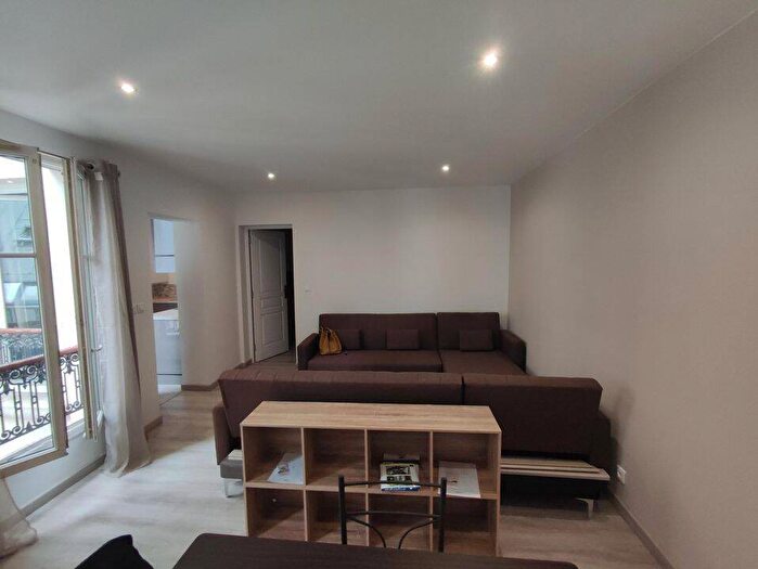 Grange Aux Belles-Terrage, Paris 10ème arrondissement : Appartement 2 pièces à louer