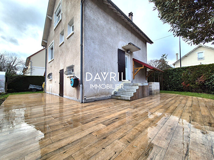 Maison à louer - Maurecourt - 4 pièces - 3 chambres