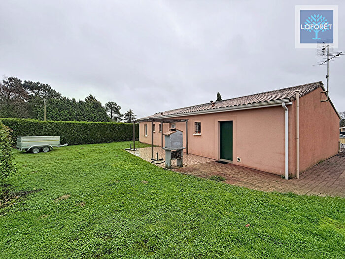 Maison à vendre - Étauliers - 4 pièces - 3 chambres