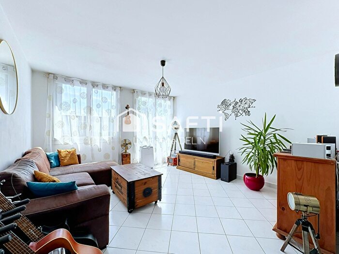 Appartement 3 pièces à vendre à Conflans-Sainte-Honorine, Romagné, Renouveau