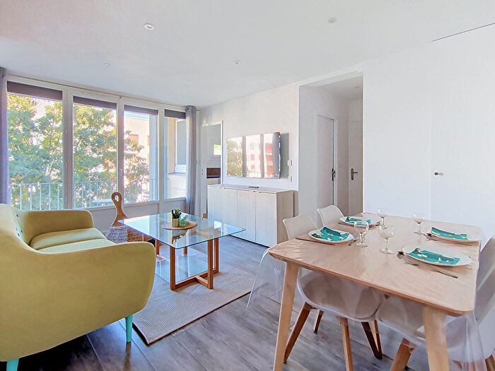 Dijon, Voltaire, Champmaillot - Appartement 4 pièces à louer