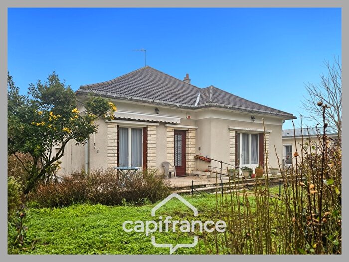 Maison à vendre - Châtellerault, Sud Ouest - 6 pièces - 4 chambres