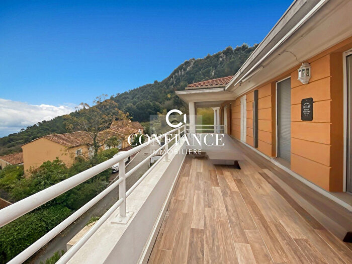 Èze : Appartement 3 pièces à vendre