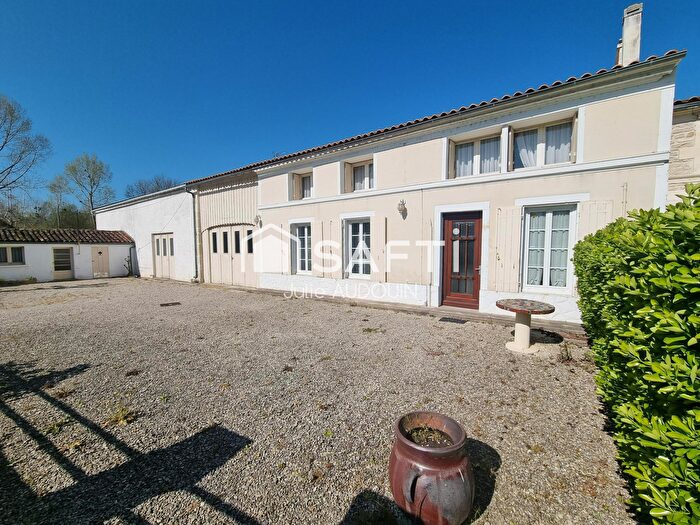 Maison à vendre - Prignac - 6 pièces - 3 chambres