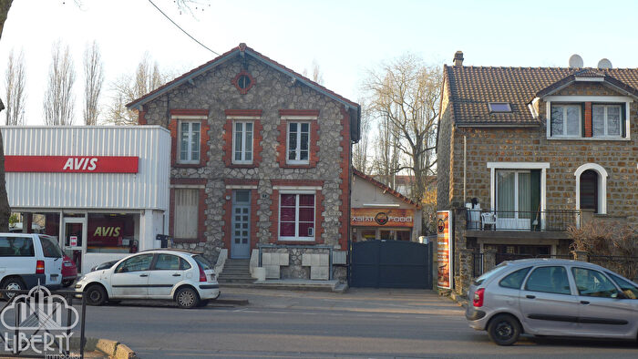 Appartement à vendre - Trappes, Centre-ville, Jaurès, Gare - 1 pièce