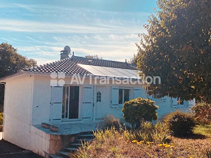 Châteauneuf-sur-Charente - Maison 10 pièces à vendre